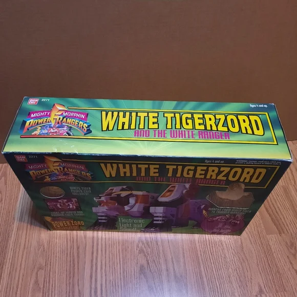 NIB 1994 Original Vintage Power Rangers White Tigerzord Tommy Coin ...